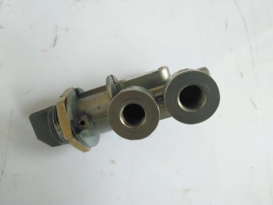 ΔΙΑΚΟΠΤΗΣ ΑΡΓΟ/ΓΡΗΓΟΡΟ IVECO WABCO – 4630370070 – KIORSAVVAS