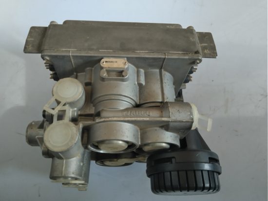 ΕΓΚΕΦΑΛΟΣ ΦΡΕΝΩΝ EBS ΓΙΑ MERCEDES ACTROS -WABCO 4801030110 – KIORSAVVAS