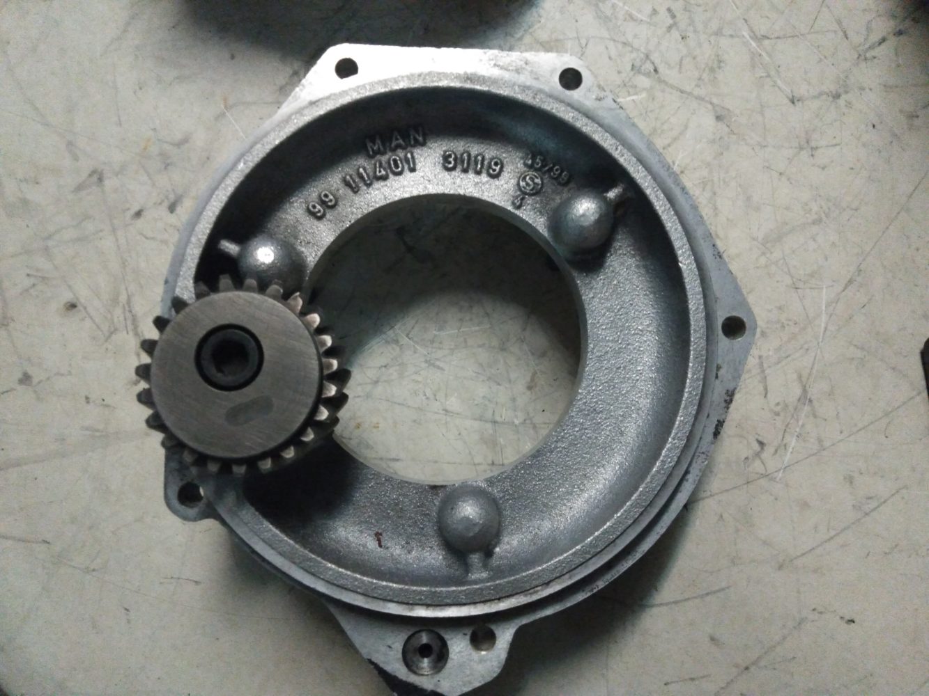 ΑΝΤΛΙΑ ΠΕΤΡΕΛΑΙΟΥ – KIORSAVVAS